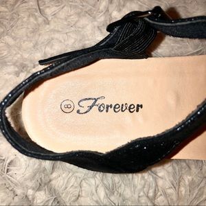 Forever 21 | Shoes | Forever Thick Sandals With Black Band Around ...